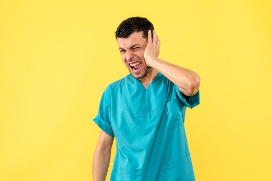 Ear and Jaw Pain: Symptoms and Treatment | FasciaClinics
