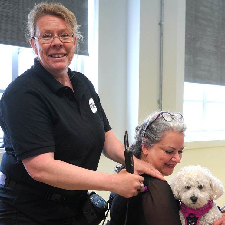 Ont i tinningen - Orsaker, Symtom, & Behandling | Fasciaklinikerna